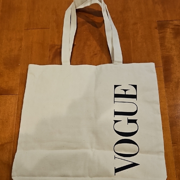 Vogue | Bags | Vogue Beige Canvas Tote Bag | Poshmark
